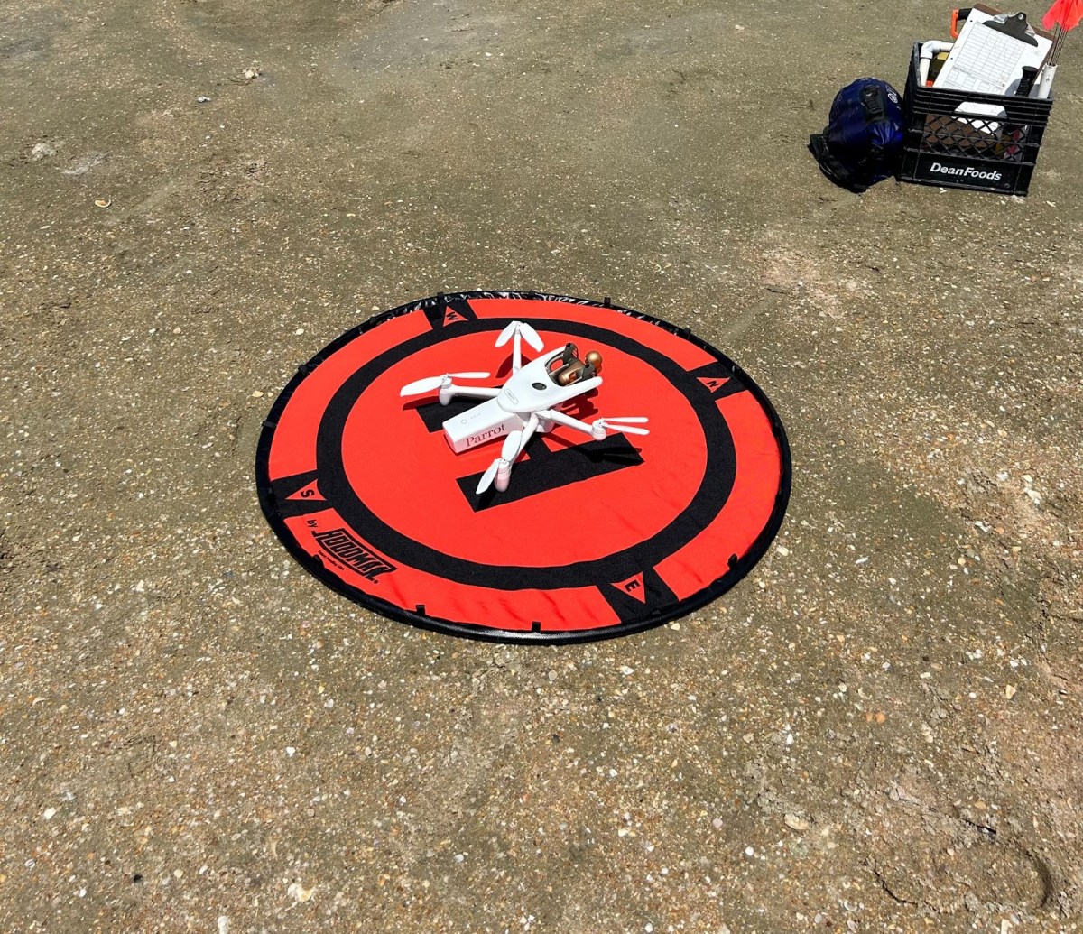 Drone the Oyster from an Intern’s Perspective – NERRds on the Water